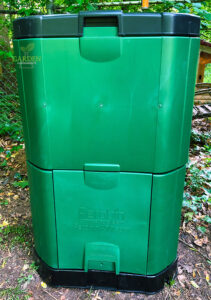 Aerobin 400 Composter Review: Compost Kitchen Scraps and Yard Waste in ...